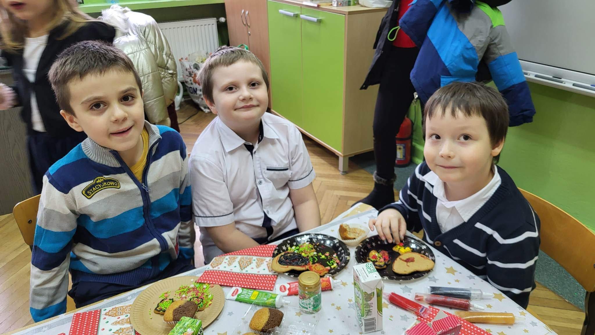 Wigilie klasowe 2022/2023 - Szkoła Podstawowa nr 174 im. Jana Machulskiego w Łodzi